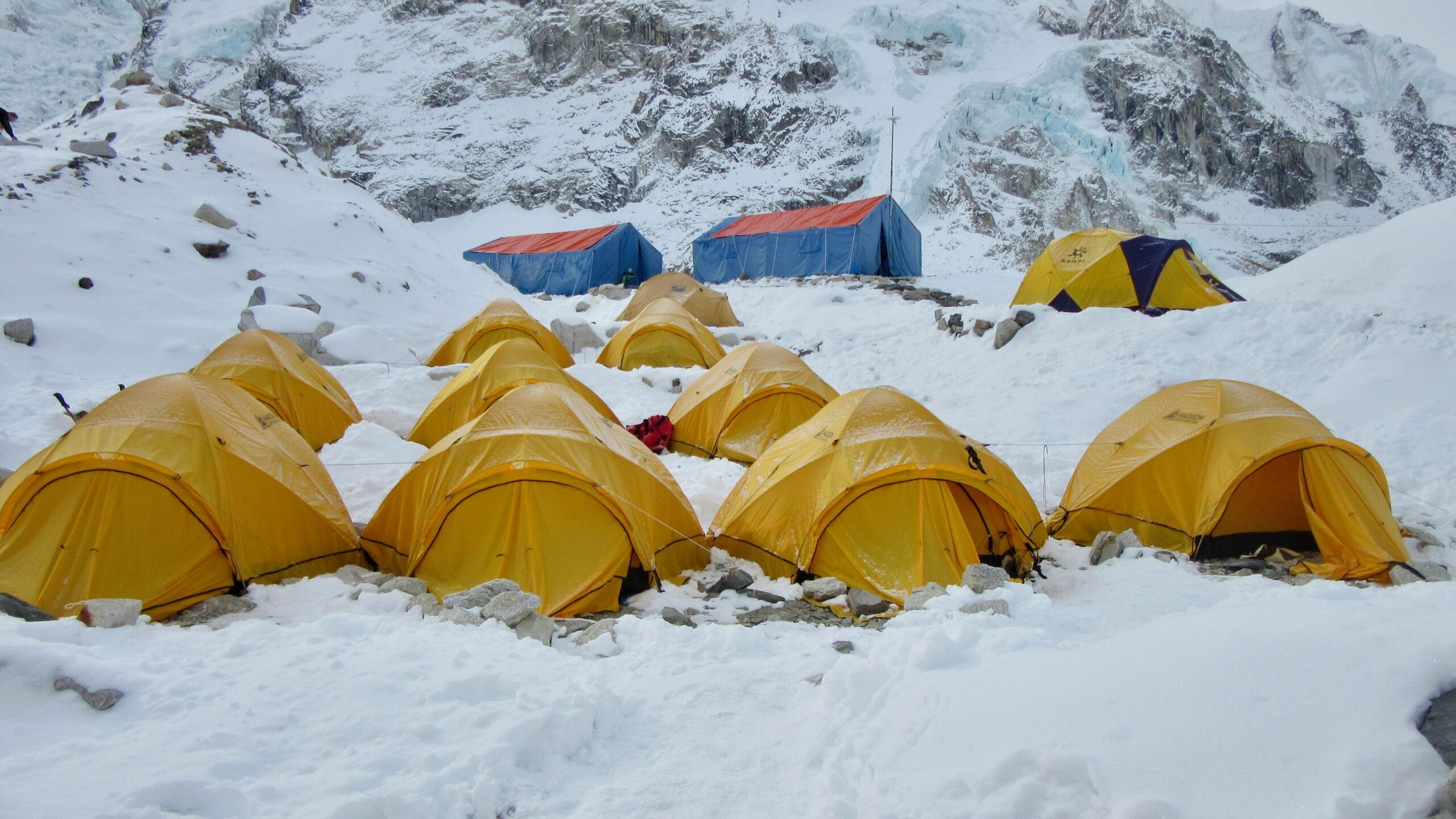Everest 2024: First Days at Base Camp & 1st 8000er summit | The Blog on ...